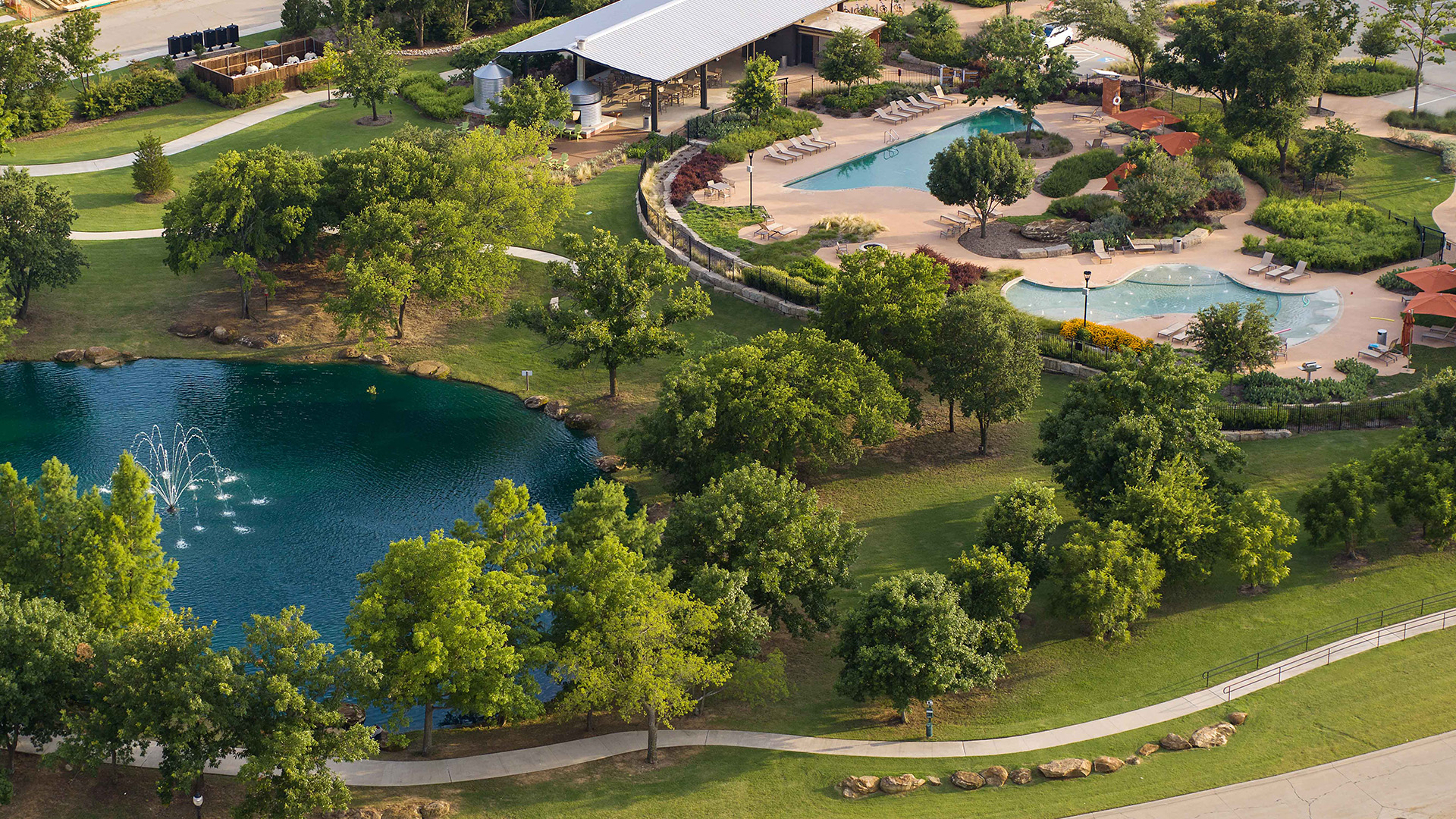 Wildridge: Oak Point Master-Planned Community from the $270s – $700s